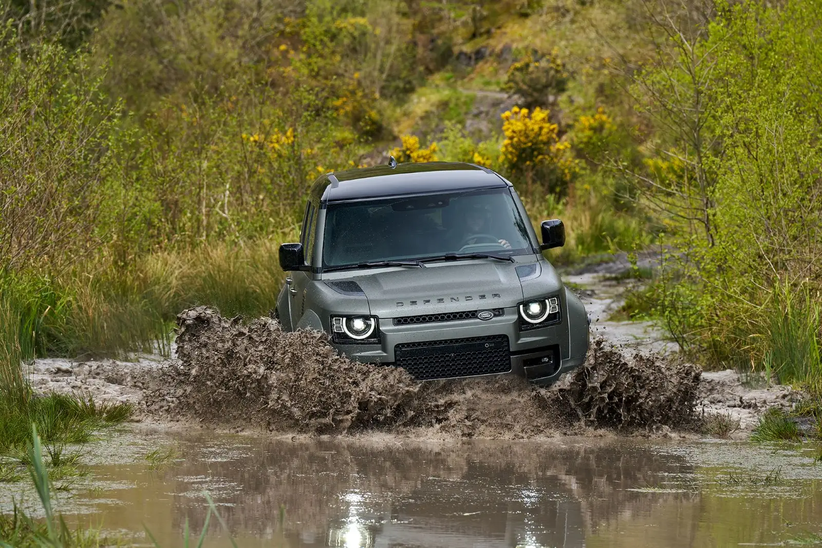 JLR and Stellantis Announce a New Car Development Collaboration - TFLcar