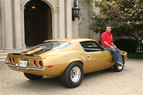 Papa John's Camaro found means free pizza for Camaro owners - TFLcar