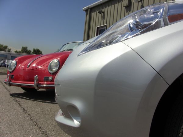 2011 Nissan Leaf versus Electric Porsche Speedster mashup review - TFLcar