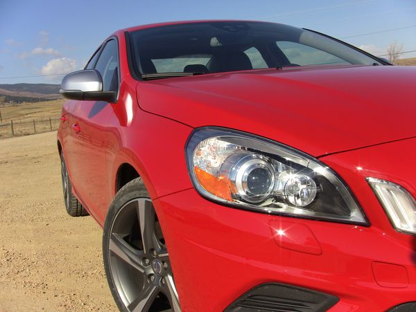 2012 Volvo S60 R-Design Video Review: The Swedes build an AWD turbo ...