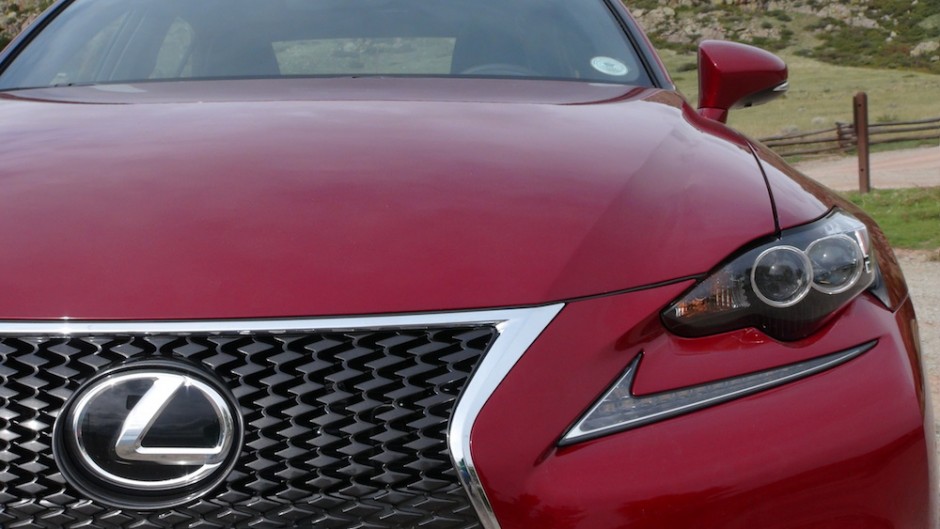 2014 Lexus IS 350 F-Sport First Drive 0-60 MPH Review - The Fast Lane Car