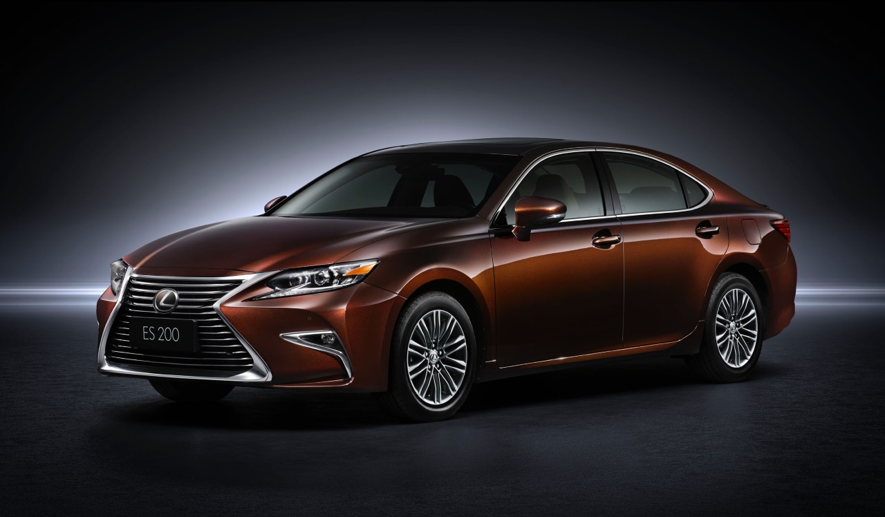 Face-lifted 2016 Lexus ES Hones In Its Style [Preview] - TFLcar