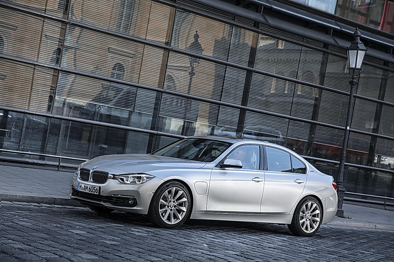 Four New BMWs to Debut at L.A. Auto Show [News] - TFLcar