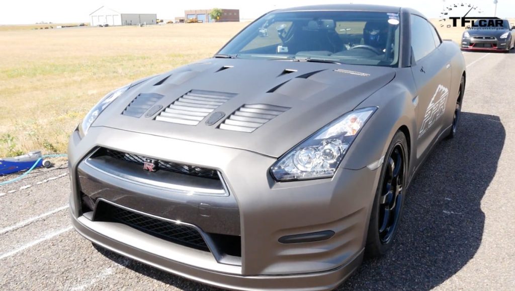 Part one - How fast can a 2,000 HP Nissan GT-R go over one mile? [Video ...