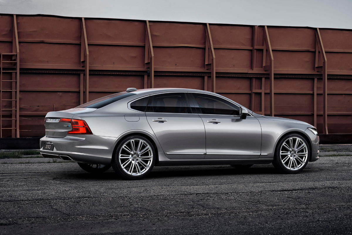 2017 Volvo S90 review: Is it the best looking Volvo ever? - The Fast ...