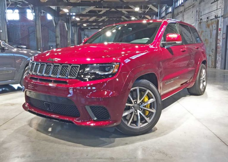2018 Jeep Grand Cherokee Trackhawk: The Fastest, Grandest Cherokee Ever ...