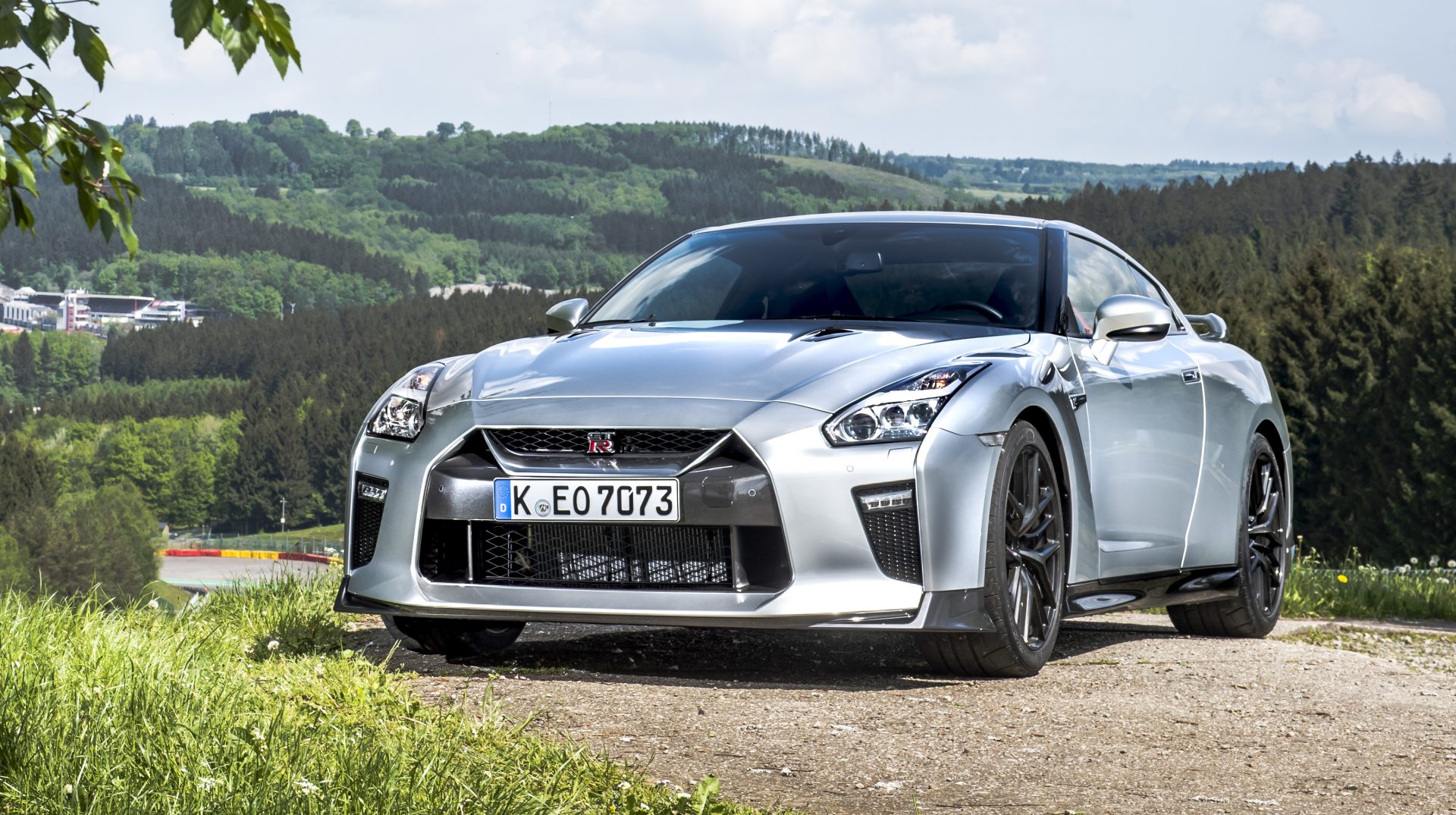 Report: Next-Generation Nissan GT-R and 370Z Are Still Coming - And Yes ...
