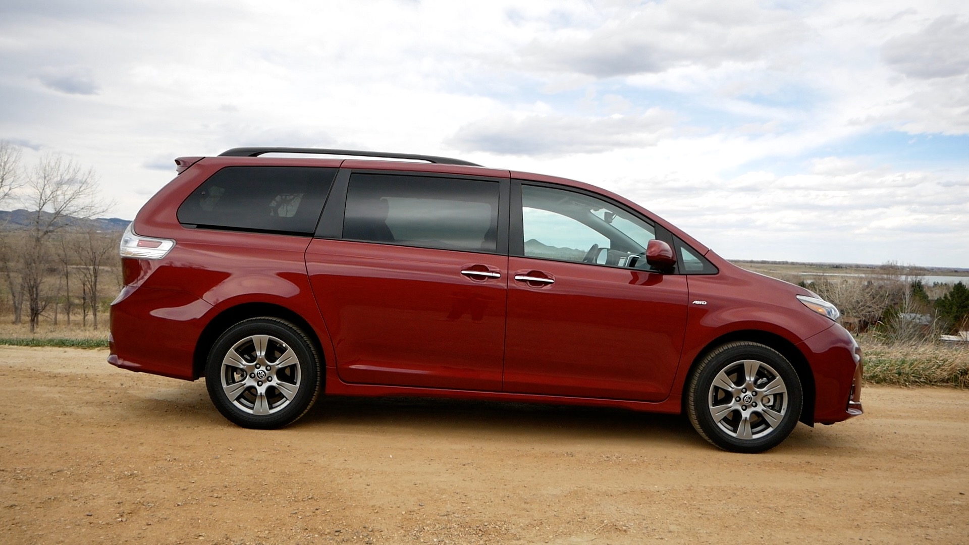 Here's What Makes The 2019 Toyota Sienna Better Than a Crossover - The ...