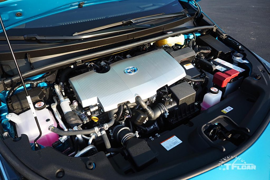 2020 Toyota Prius Prime: Toyota's Most Efficient Car Gets Apple CarPlay ...