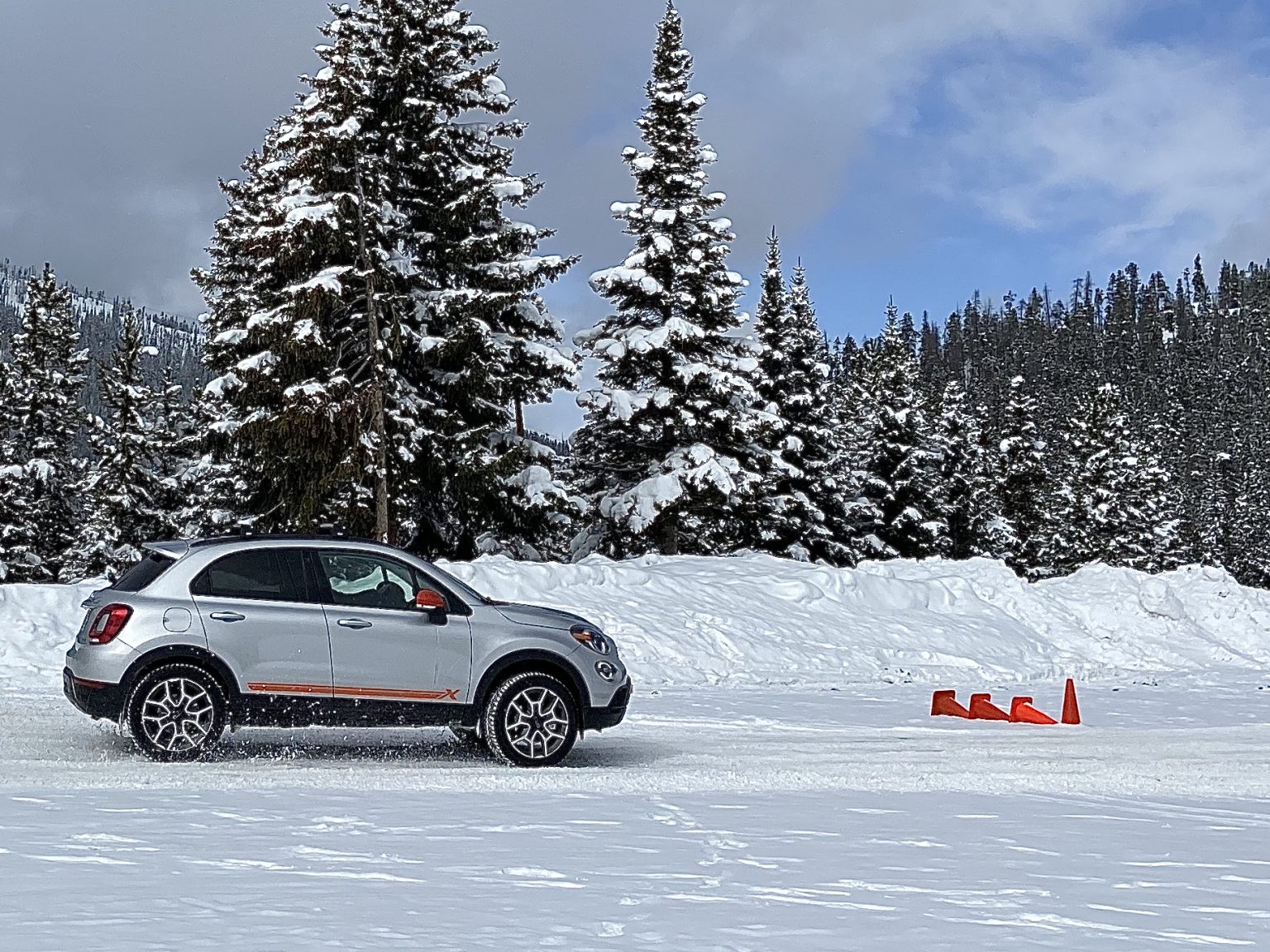 2020 Fiat 500X Trekking Snow Review: Handles Well On Ice, But There's ...
