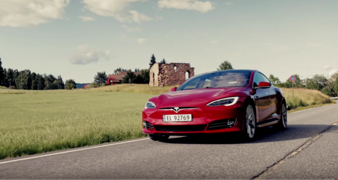 2020 Tesla Model S Long Range Plus Breaks The 400-Mile Range Barrier ...
