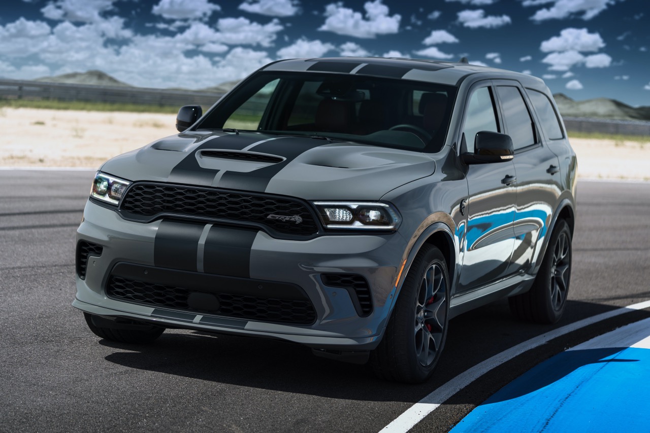 Dodge Kicks Off Durango SRT Hellcat Production, Will Build 1,420,000 ...