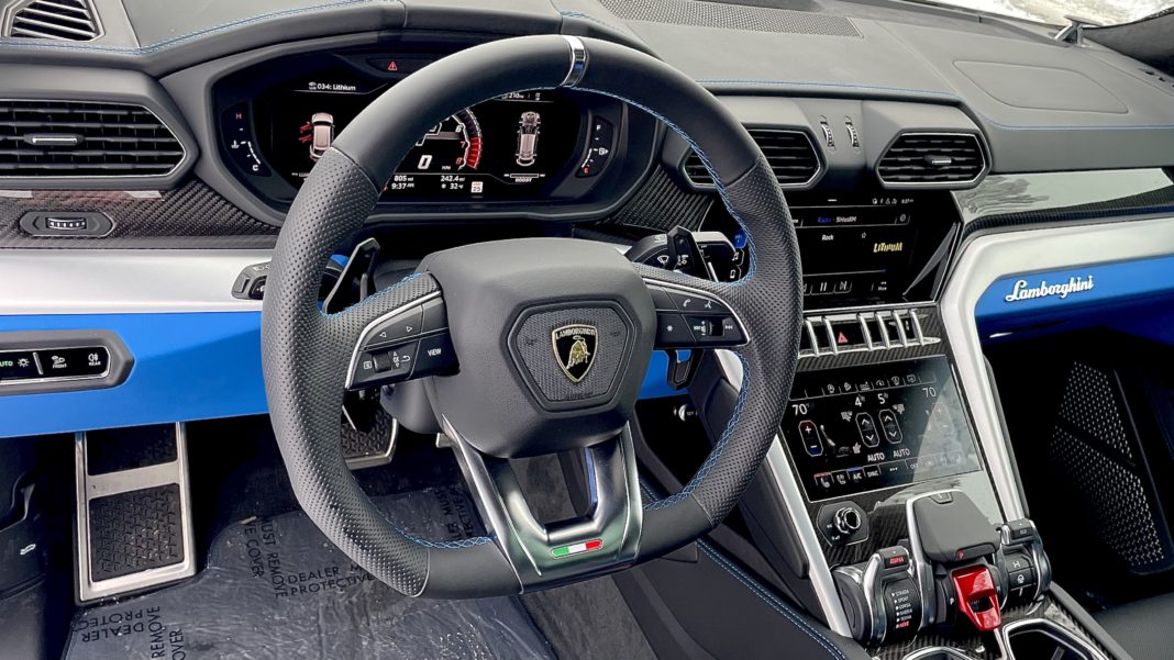 Review: 2021 Lamborghini Urus Feature Deep Dive And Can it Battle Snow ...