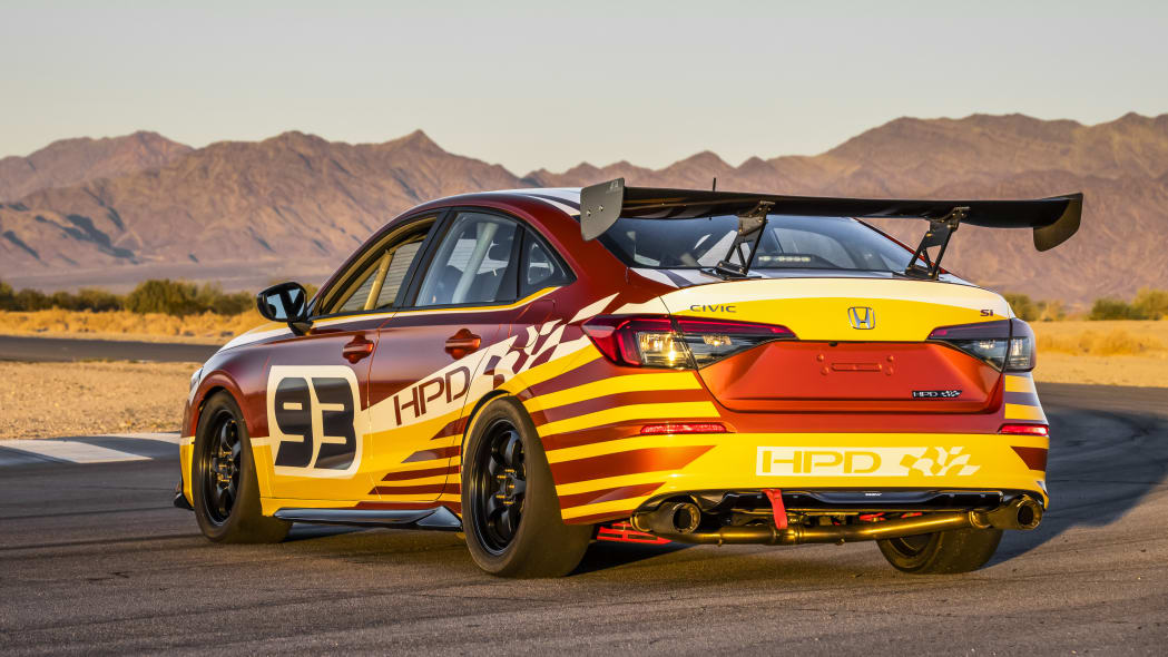 Honda Brings HPD Civic Si Race Car, Type R Crate Engine And Off-Roaders ...