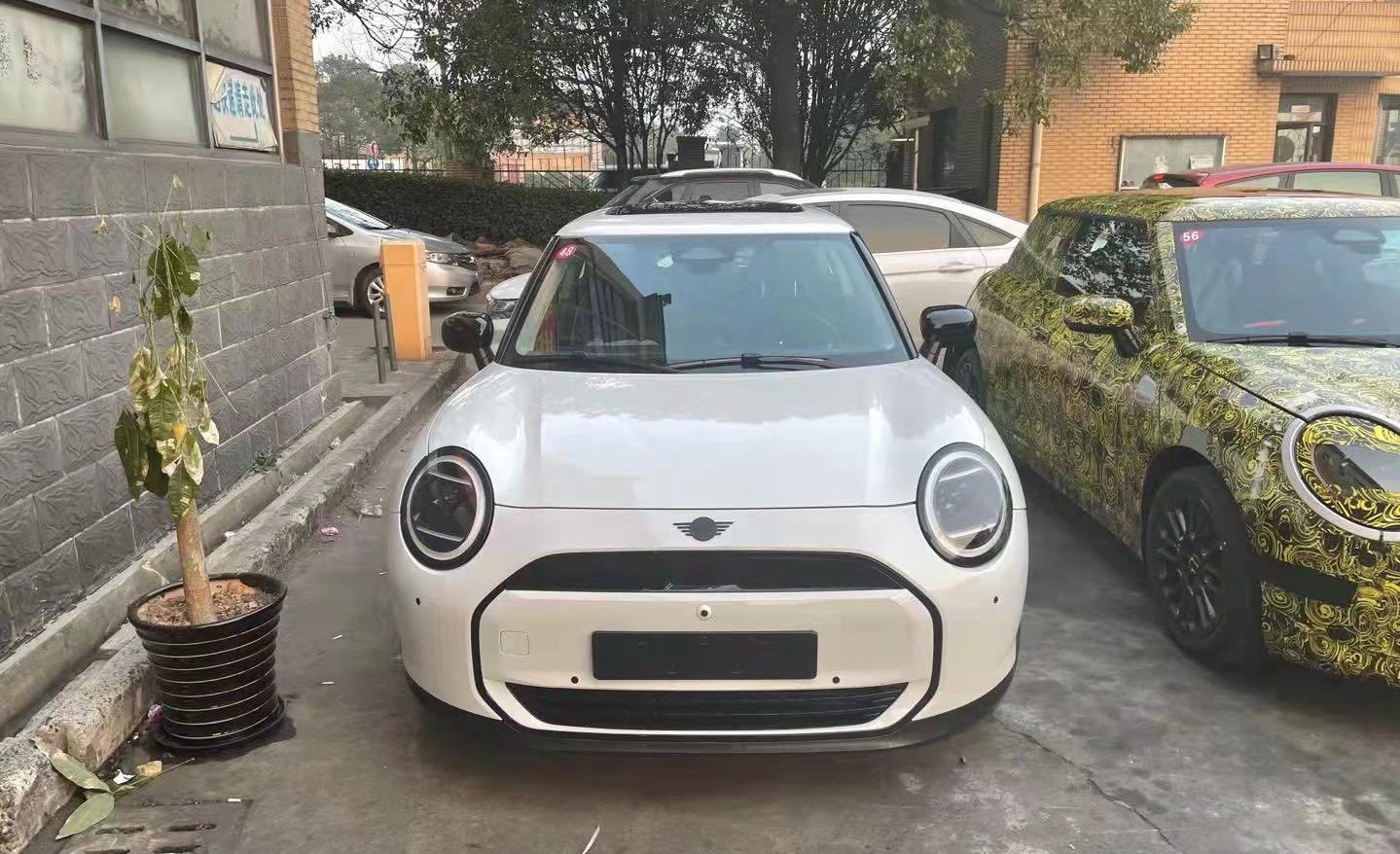 Our First Proper Look At The Next-Generation Mini Reveals Some Major ...