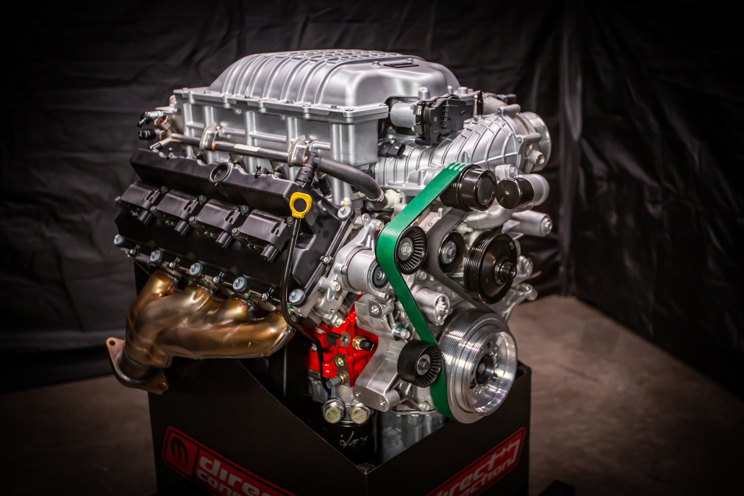 Dodge Expands Hellephant Engine Range and Debuts I6 "HurriCrate" Motors ...