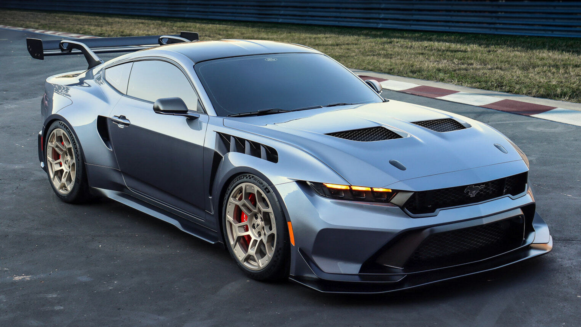 2025 Ford Mustang GTD Goes Full-On Supercar, But It'll Cost You ...