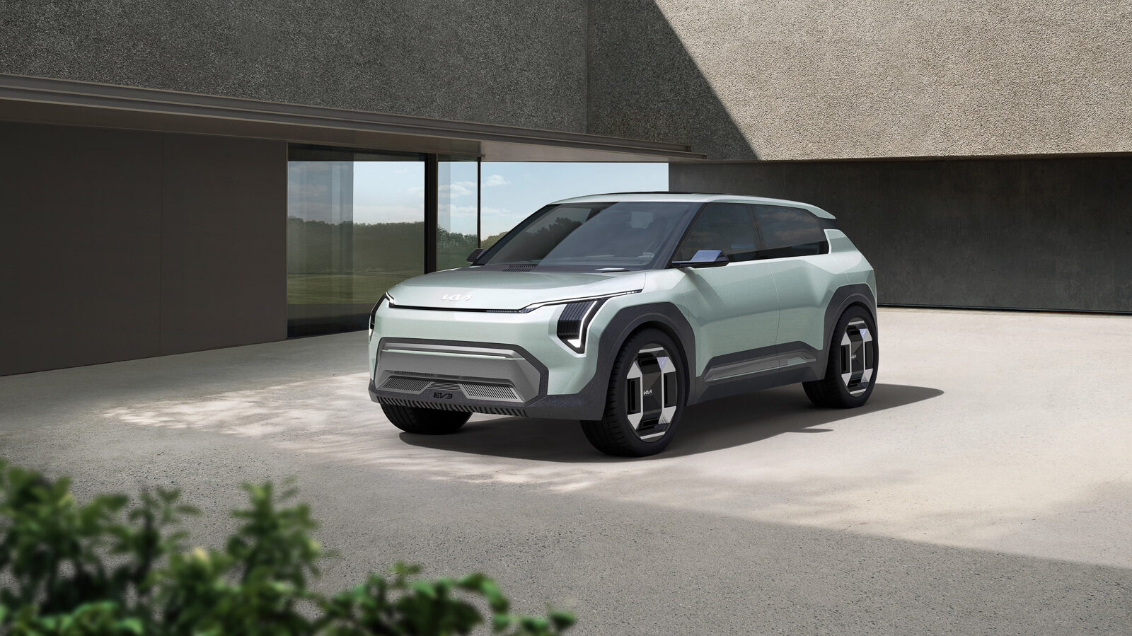 Kia Previews Next Round of Electric Models with EV3, EV4 Concepts - TFLcar