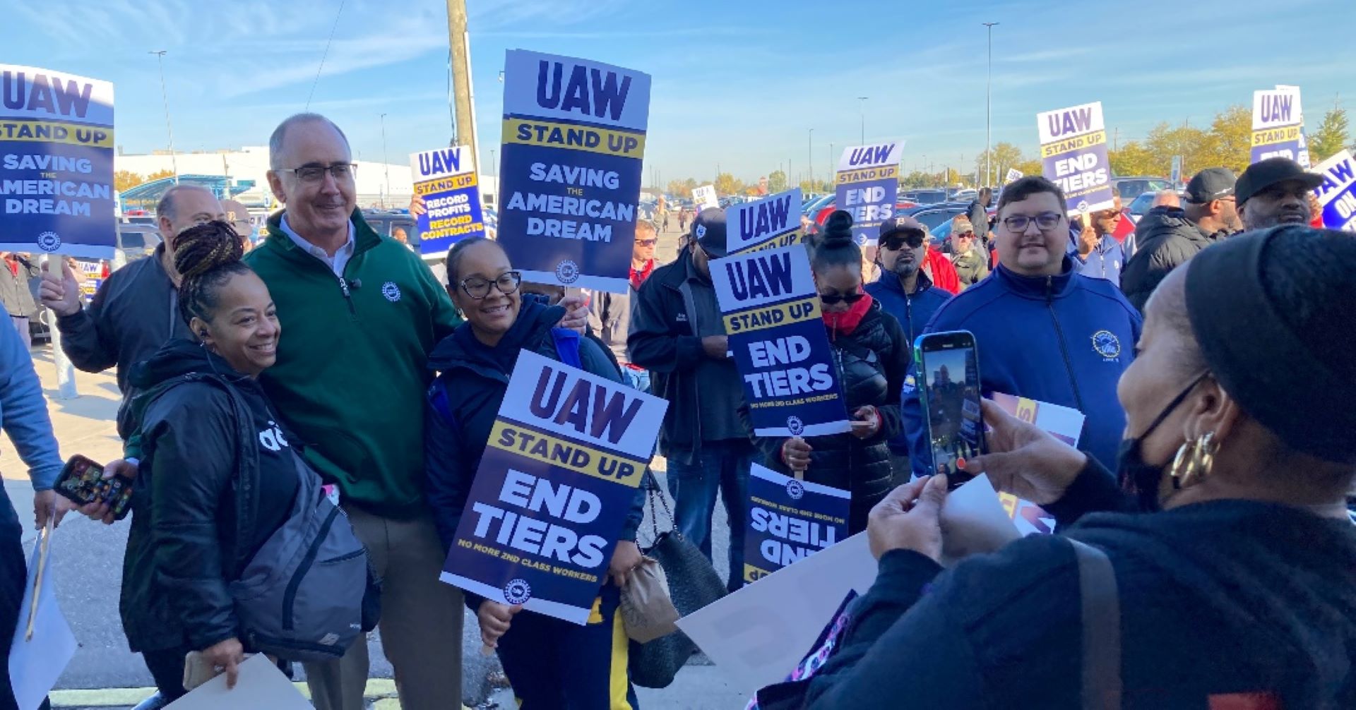 UAW Workers for All Big Three Automakers Ratify New Contracts ...