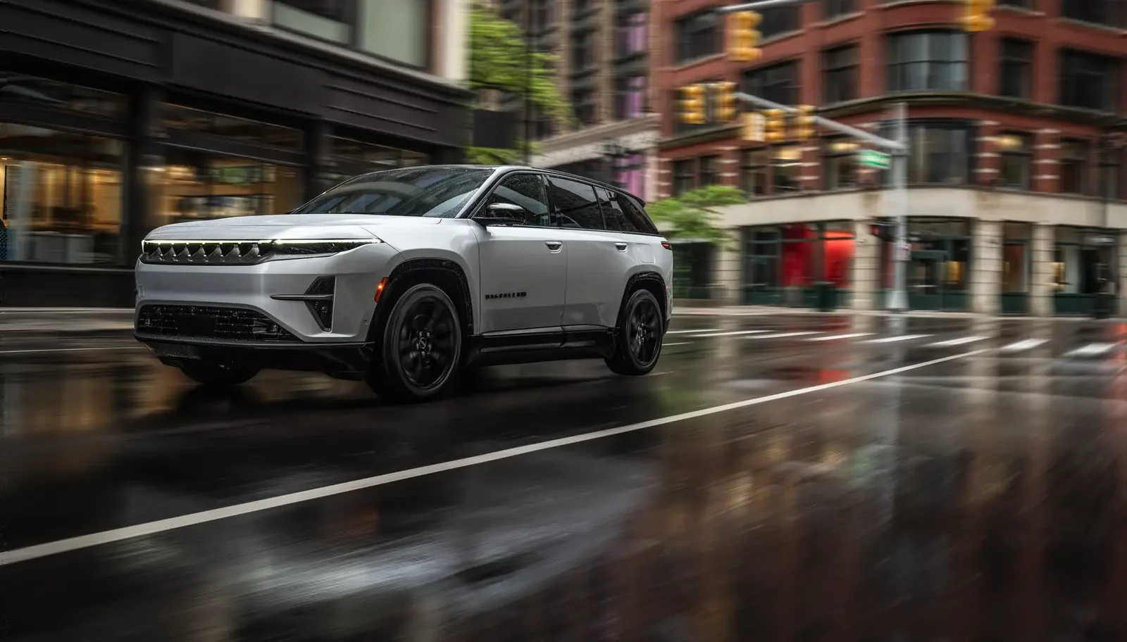 Here's Our First Full Look at the 2024 Jeep Wagoneer S, Including All the Numbers! - TFLcar