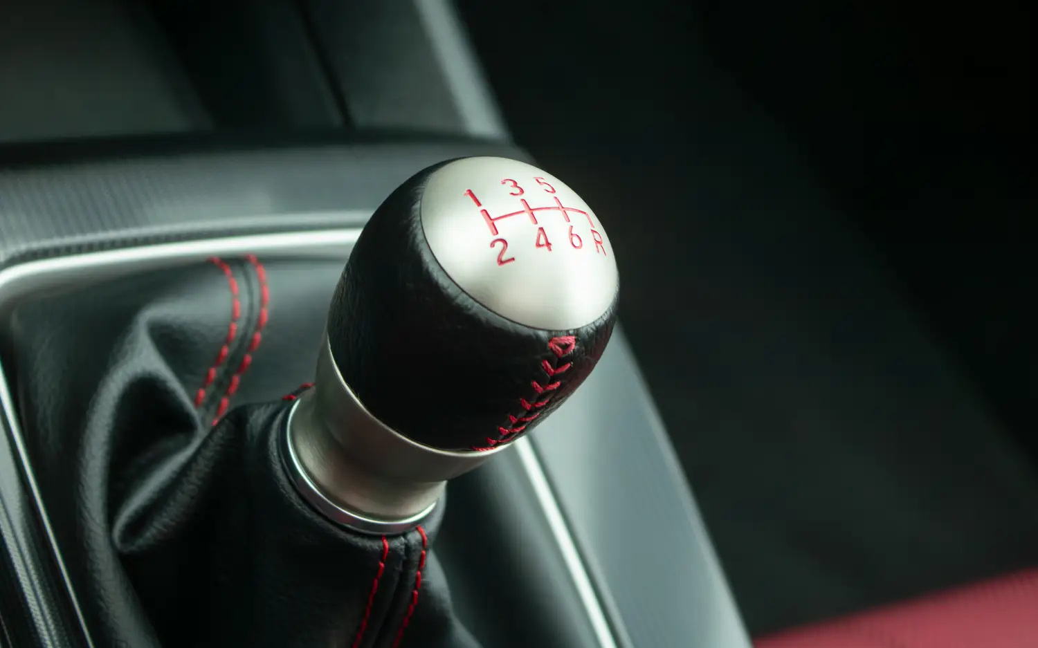 Manual Transmission Cars Are Rare In 2025, But These Models Are Keeping ...