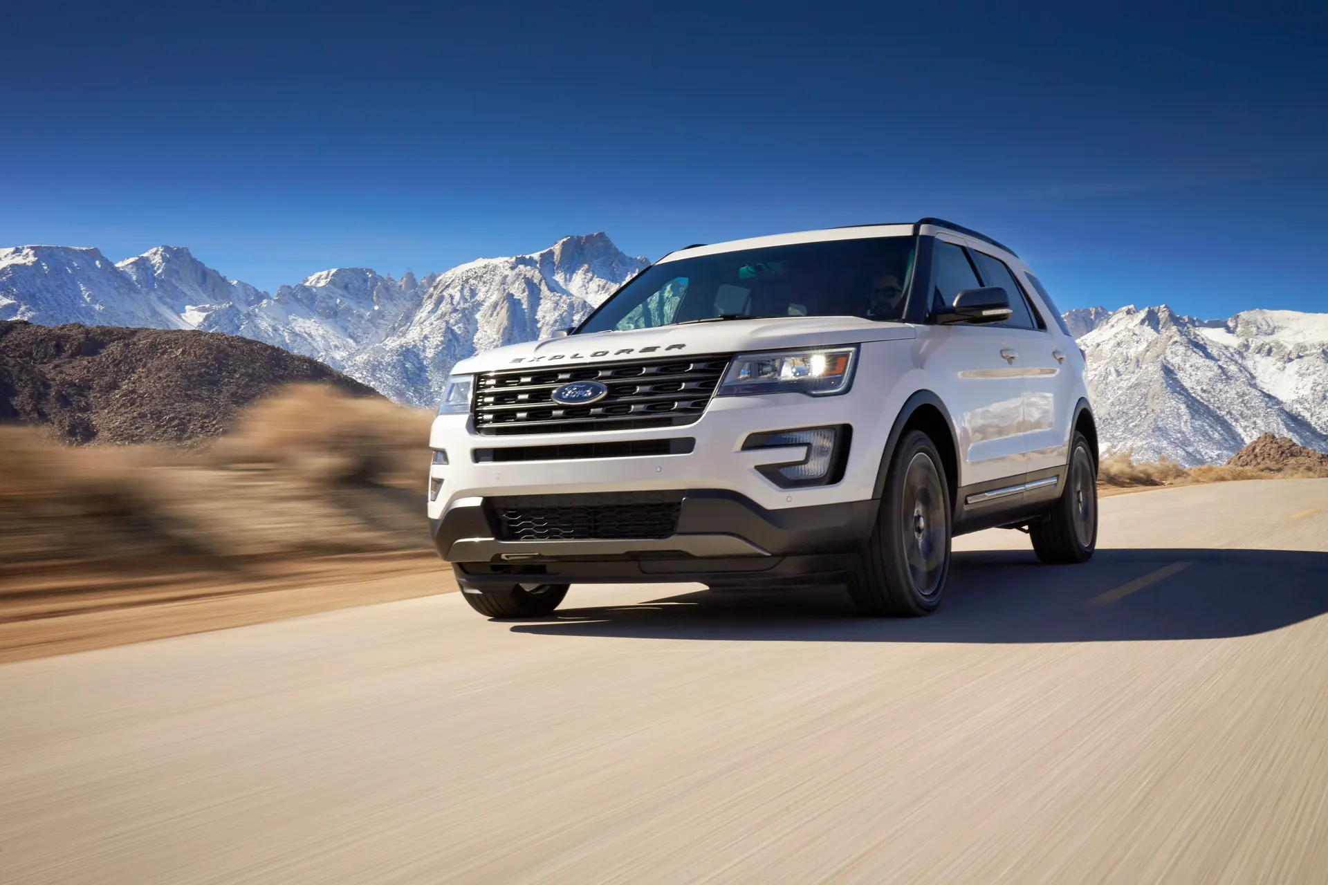 Ford Recalls Nearly Half a Million Explorer SUVs for B-Pillar Trim ...