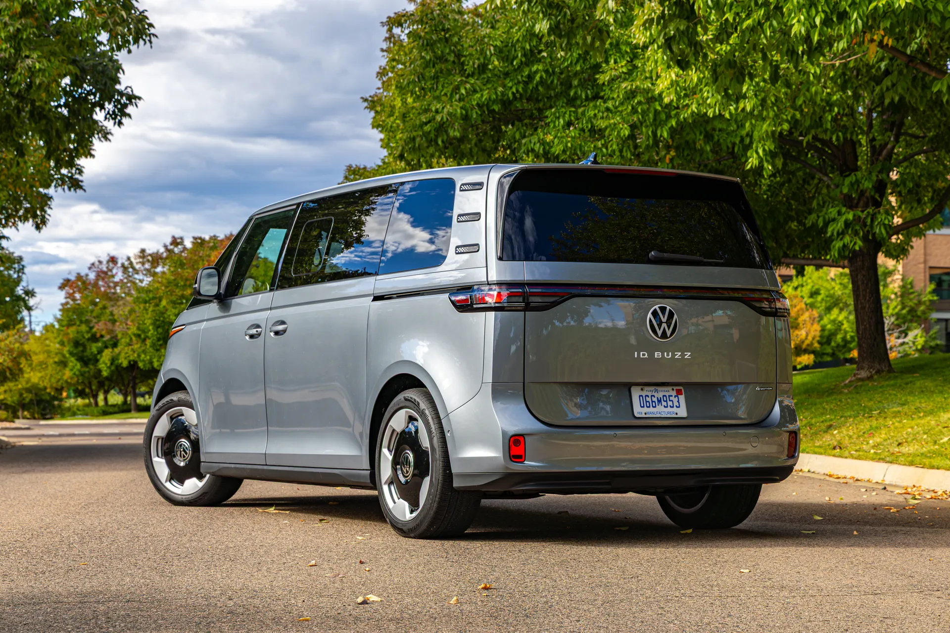 Volkswagen Follows Through on Its 2027 ID.Buzz Relaunch, And There's ...